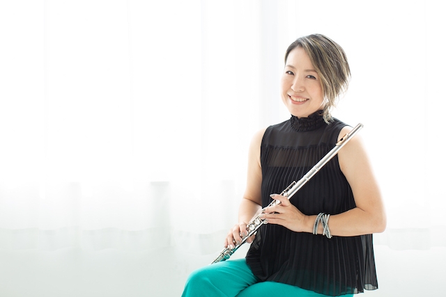 インタビュー：満島貴子 ボーダーレスなフルート奏者 ラグジュアリーで情熱的な新作 - CDJournal CDJ PUSH